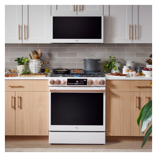 LG Studio - Modern - Kitchen - New York - by LG STUDIO | Houzz