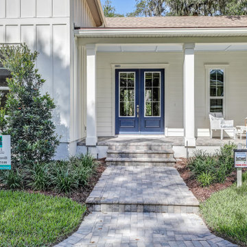 75 Modern Porch Column Ideas You'll Love - May, 2022 | Houzz