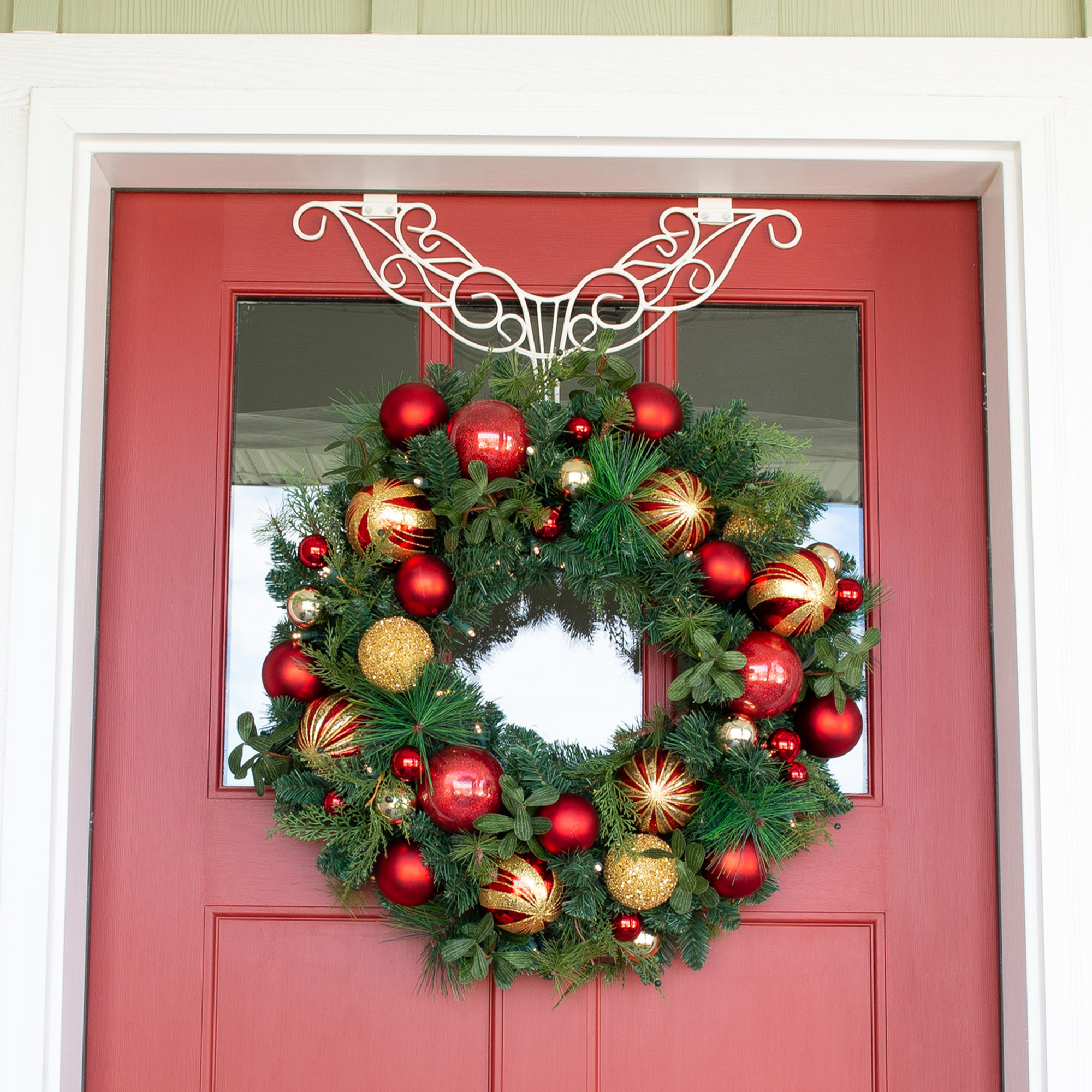 30" Lighted Christmas Wreath, Christmas Classic - Traditional - Wreaths ...