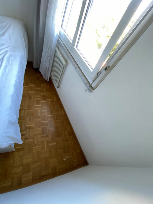 Help : weird angle bedroom | Houzz UK