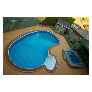 Double Border Pool Deck Langley - Traditional - Pool - Vancouver | Houzz