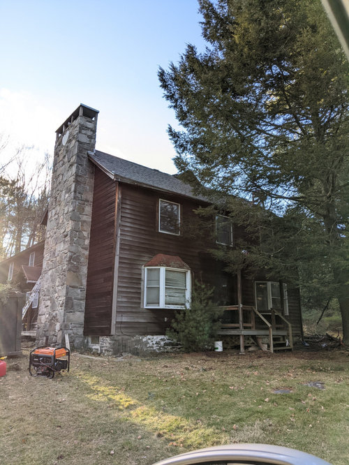 Bay windows in a farmhouse?