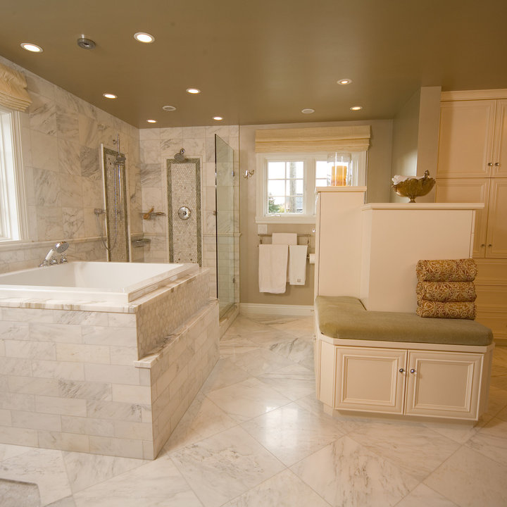 Raised Tub Platform - Photos & Ideas | Houzz