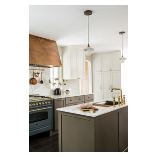 Wellesley, MA Colonial - Transitional - Kitchen - Boston - by Shannon ...