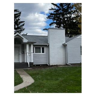 Composite Deck Front Porch and Barrel Cove Entryway - Contemporary ...