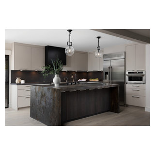 Corona Del Mar - Modern - Kitchen - Orange County - by Amytis Exclusive ...