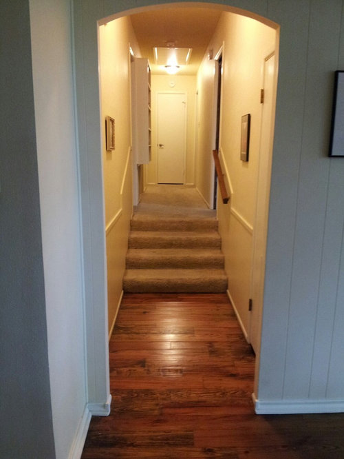 Can hardwood floors be mismatched (2 colors)?