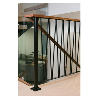 Rochester MCM Kitchen Remodel - Rétro - Escalier - Détroit - par Labra ...