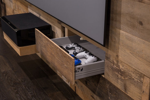 14 rangements jouent à cache-cache dans le salon