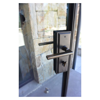 Jada Windows Thermally Broken Steel Swing Door Floating Escutcheon ...