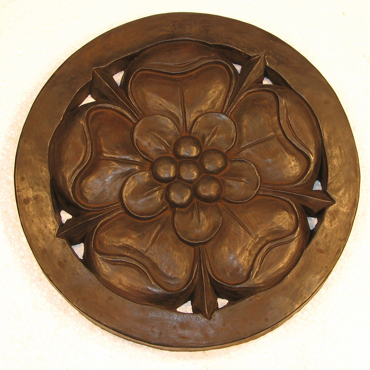 Tudor Rose Stepstone Garden Statue - Contemporary - Landscaping Stones ...