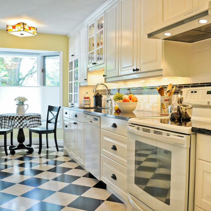 75 Kitchen with Louvered Cabinets Ideas You'll Love - June, 2026 | Houzz