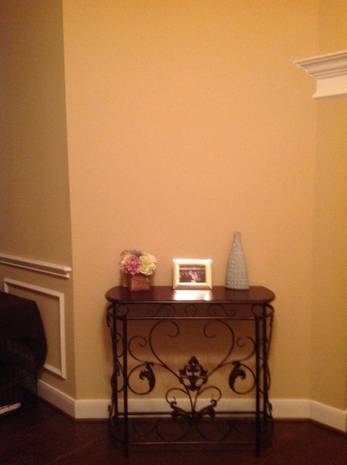 Empty entryway walls