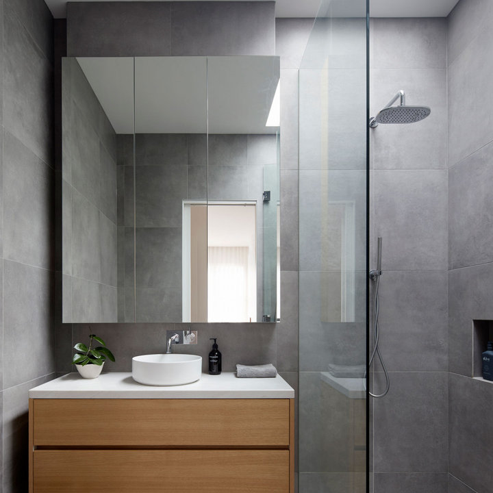 75 Beautiful Bathroom with Gray Tile Ideas & Designs - June 2024 | Houzz AU