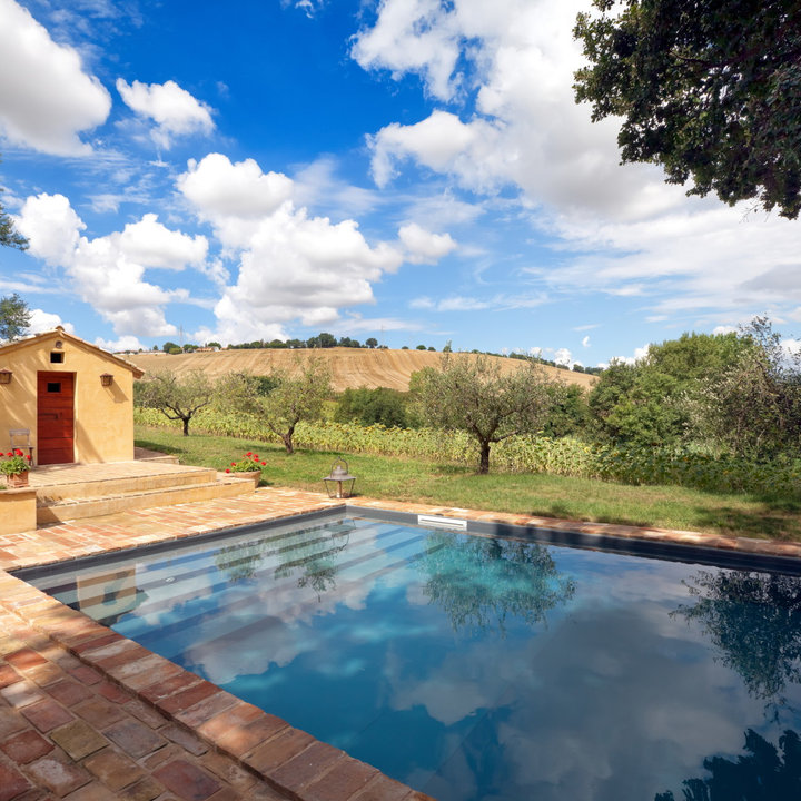 75 Beautiful Front Yard Pool Ideas & Designs - June 2025 | Houzz AU