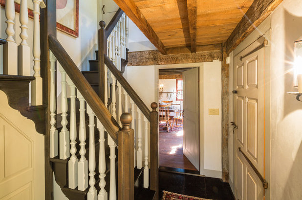 Houzz Tour: Colonial-Era Home Puts Down New Roots on a Farm