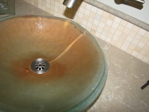 Glass sink disaster