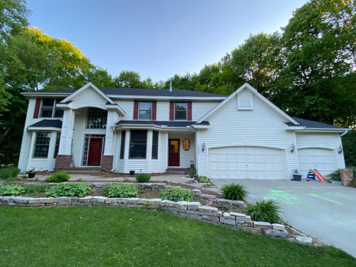 Help updating 90s house exterior | Houzz Forum