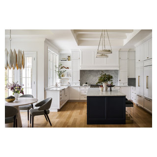 Glenview Family Home - Transitional - Kitchen - Chicago - by London ...