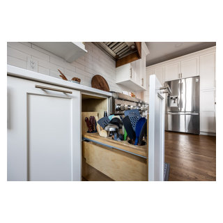 Lindsay & Kevin's Kitchen - Traditional - Kitchen - Philadelphia - by ...