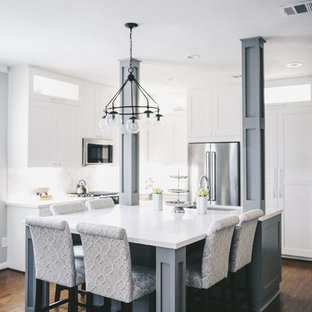 Island With Post Kitchen Ideas & Photos | Houzz