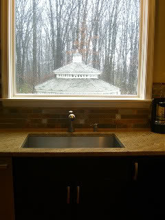 Sinks not centered under a window? | Houzz Forum