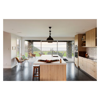 Okura House - Contemporary - Kitchen - Auckland - by Jessica Chloe ...