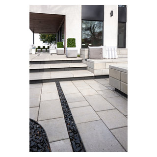 Industria Slab - Contemporary - Patio - Montreal - by Techo-Bloc | Houzz