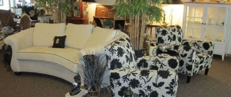 CONSIGNMENT GALLERY - Project Photos & Reviews - Gilbert, IA US | Houzz