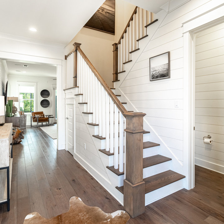 75 Beautiful Staircase with Tongue and Groove Walls Ideas and Designs ...