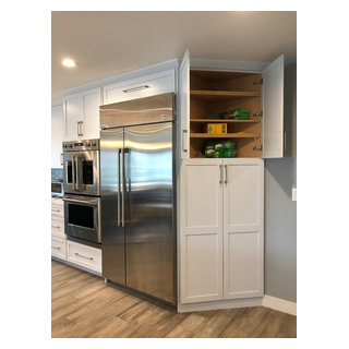 Diagonal Pantry - Modern - Kitchen - San Francisco - by RaBit Design ...