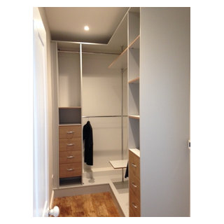 Walk In Wardrobe in Grey Laminate with Fino Bronze Drawers ...