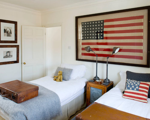 Vertical American Flag Room Design