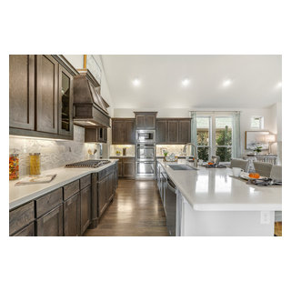 Dallas, Texas | Stonegate - Elite Rome Kitchen - Traditional - Kitchen ...