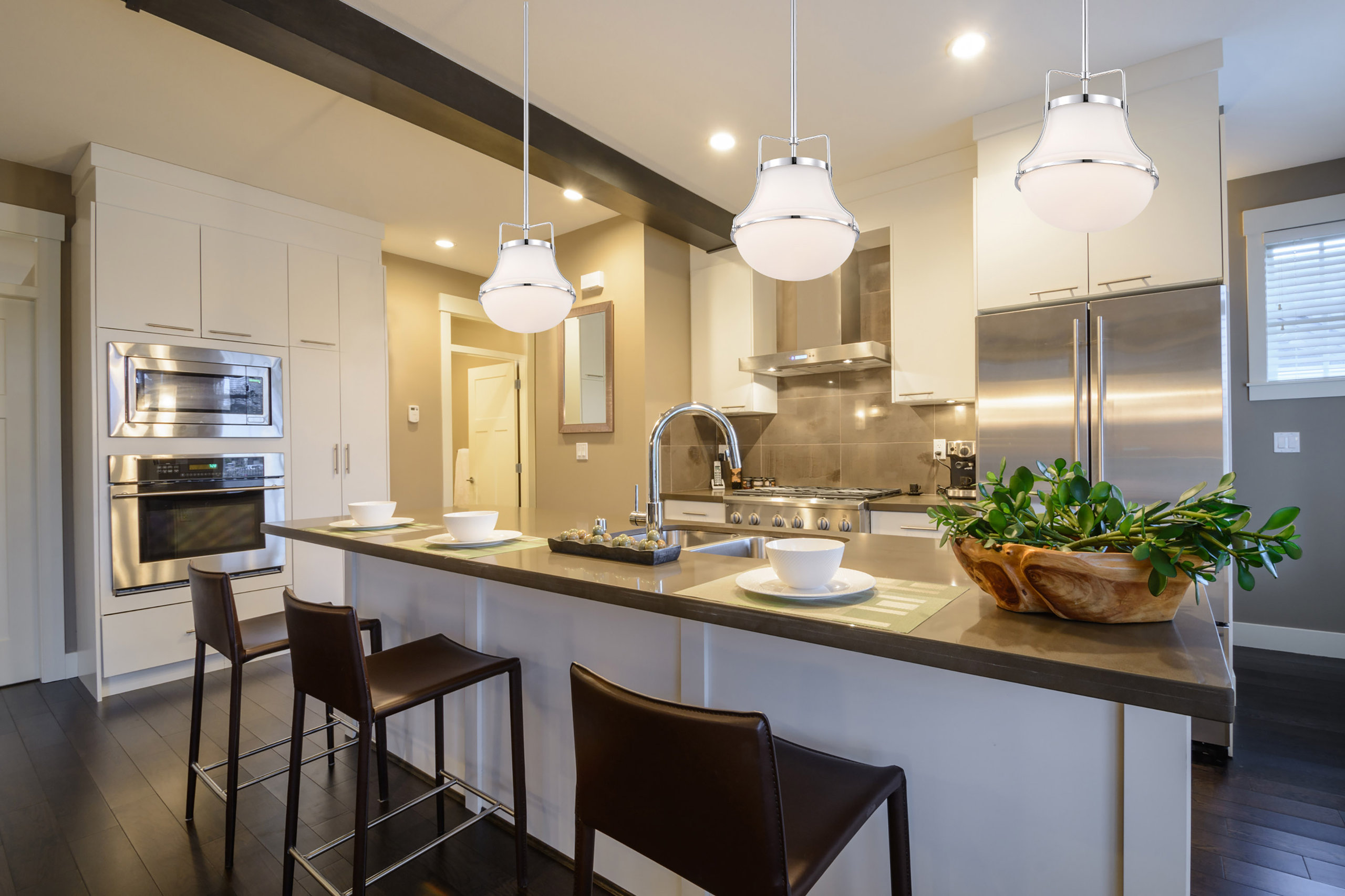 Valdora 1 Light Pendant, 10" - Transitional - Pendant Lighting - by Satco Lighting | Houzz