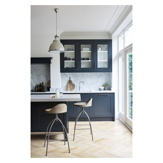 Through the (good) looking glass by Mowlem & Co - Kitchen - London - by ...