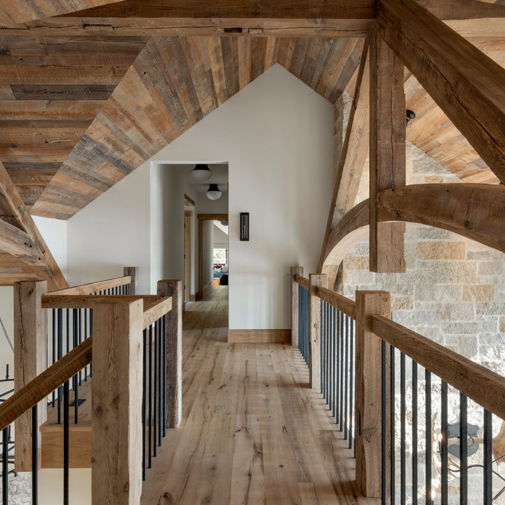 75 Beautiful Rustic Staircase Ideas and Designs - June 2024 | Houzz UK