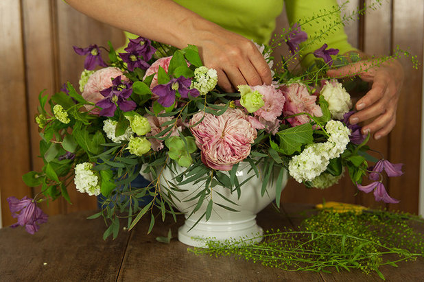 DIY : Créer une composition florale inspirée des jardins à l'anglaise