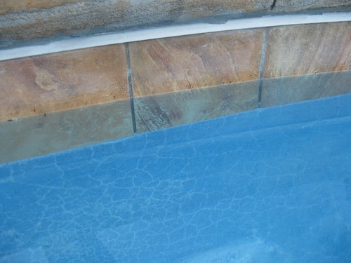 plaster discoloration and cracking