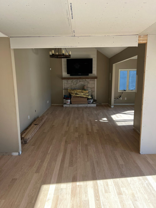 Designers please help with this funky layout