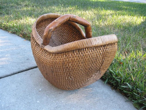 Large Basket - Antique, Vintage or New? Value? (photos)