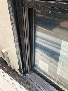 Andersen 400 series Black but wth with the Grey Jambs?!