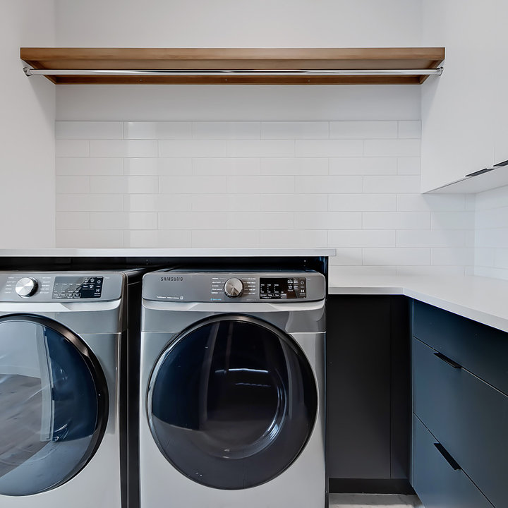 75 Beautiful Industrial Laundry Room Ideas & Designs - March 2024 ...