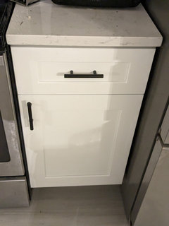 Quartz countertop with rounded corners