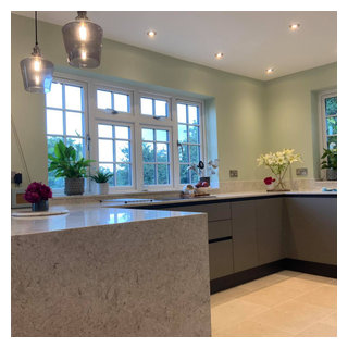 Quartz worktop with peninsular downturn - Contemporary - Kitchen - by ...