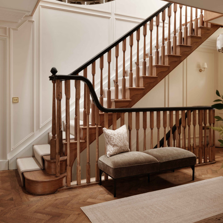 75 Beautiful Traditional Staircase Ideas and Designs - February 2026 ...