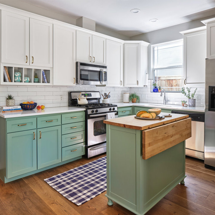 75 Beautiful Kitchen with Green Benchtop Ideas & Designs - October 2025 ...