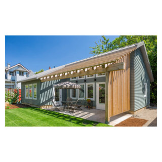 The Screen ADU - Modern - Patio - Seattle - by Modern ADU Plans | Houzz