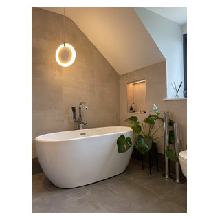 Free standing bath and recessed alcove - Contemporary - Bathroom ...