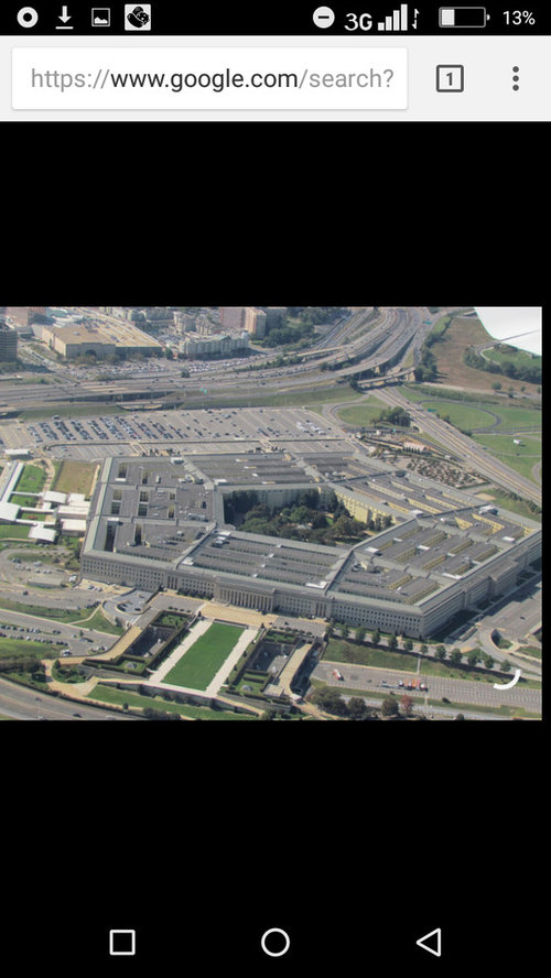 Arranging a Pentagon shaped living room.